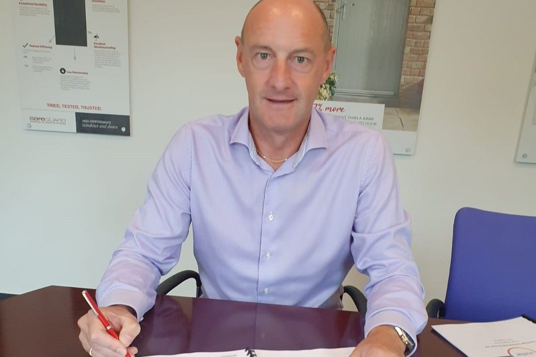 Heritage Trade Fames signs again with Epwin