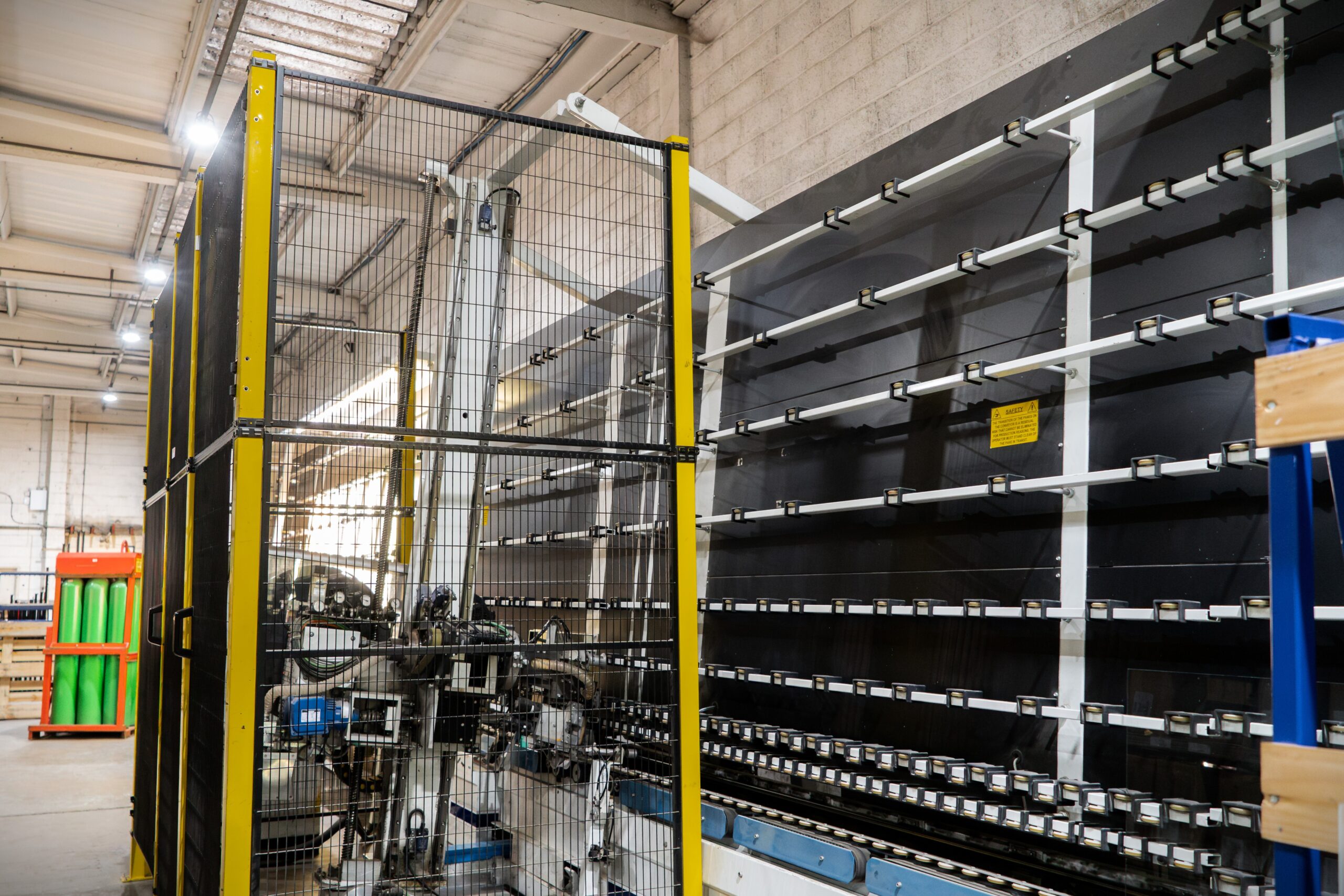 15-year partnership between Doncaster Glass and Edgetech grounded in ...