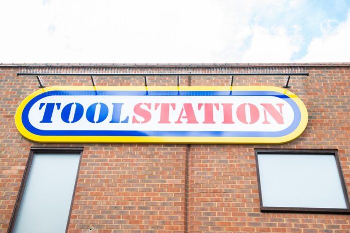 Toolstation’s Fast Track delivery now available on app | Glass ...